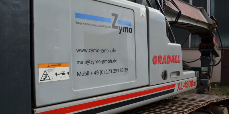 Gradall XL 4200III – ZYMO GMBH & CO KG | Partner der Hüttenindustrie
